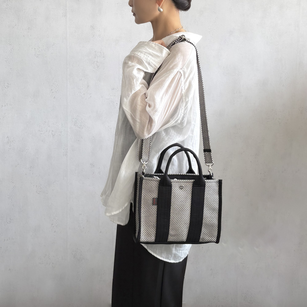 sasicco スクエアトートS 白と黒の市松 | 三河木綿 刺子織 | タネイ | 柔道着のカバン